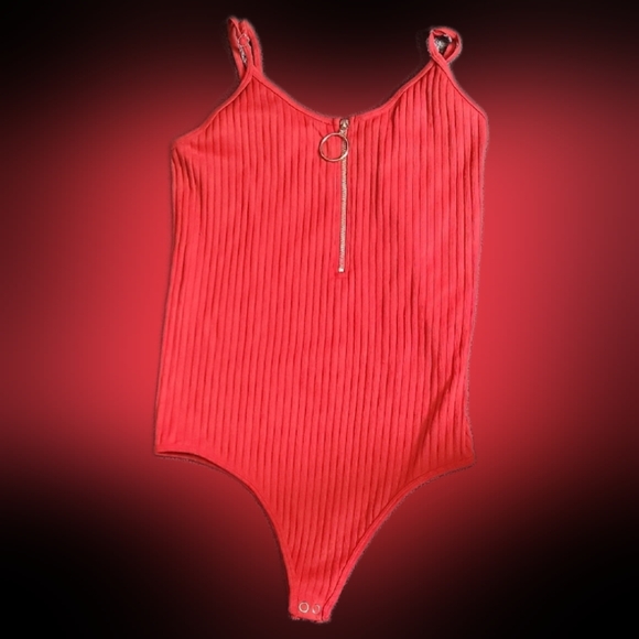 Bella Seamless | Tops | Red Ribbed Bodysuit With Vneck And Zipper ...